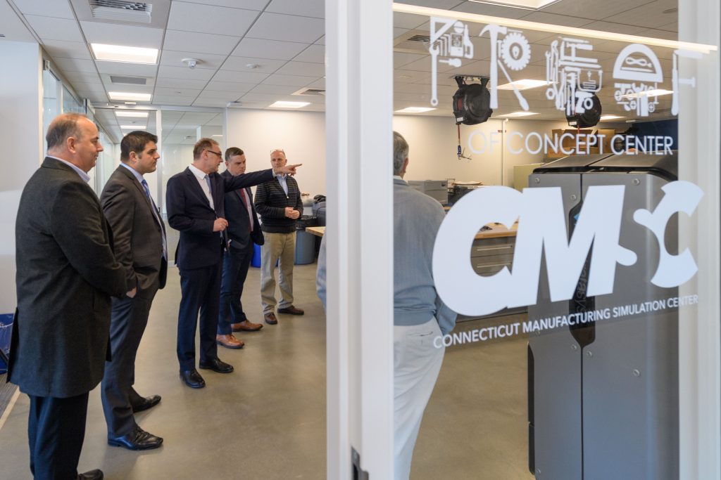 State Legislators Visit UConn Innovation Partnership Building - UConn Today