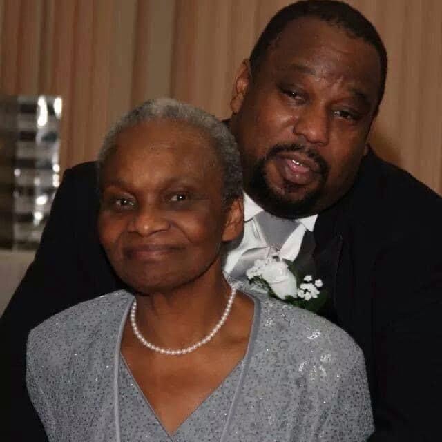 Interventional Cardiologist Curbing Chronic Leg Swelling - UConn Today