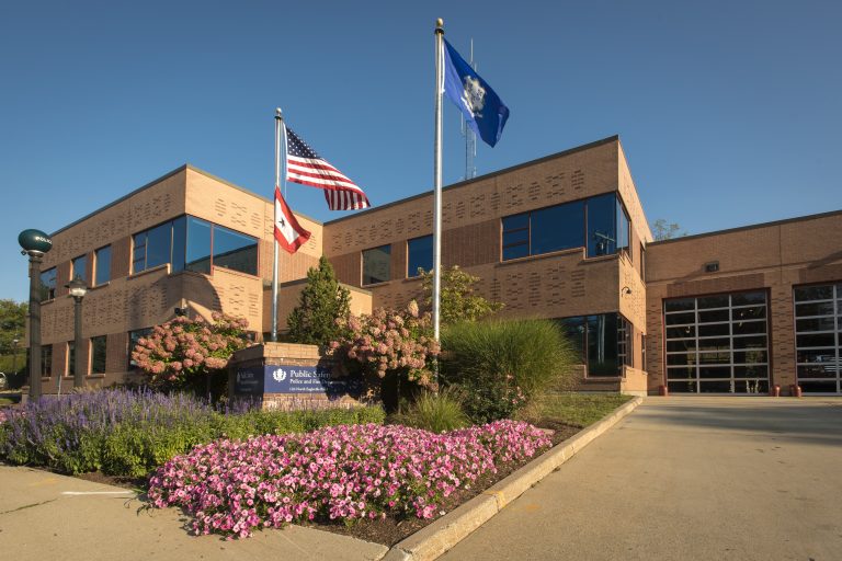 UConn Police Launches LiveSafe App - UConn Today