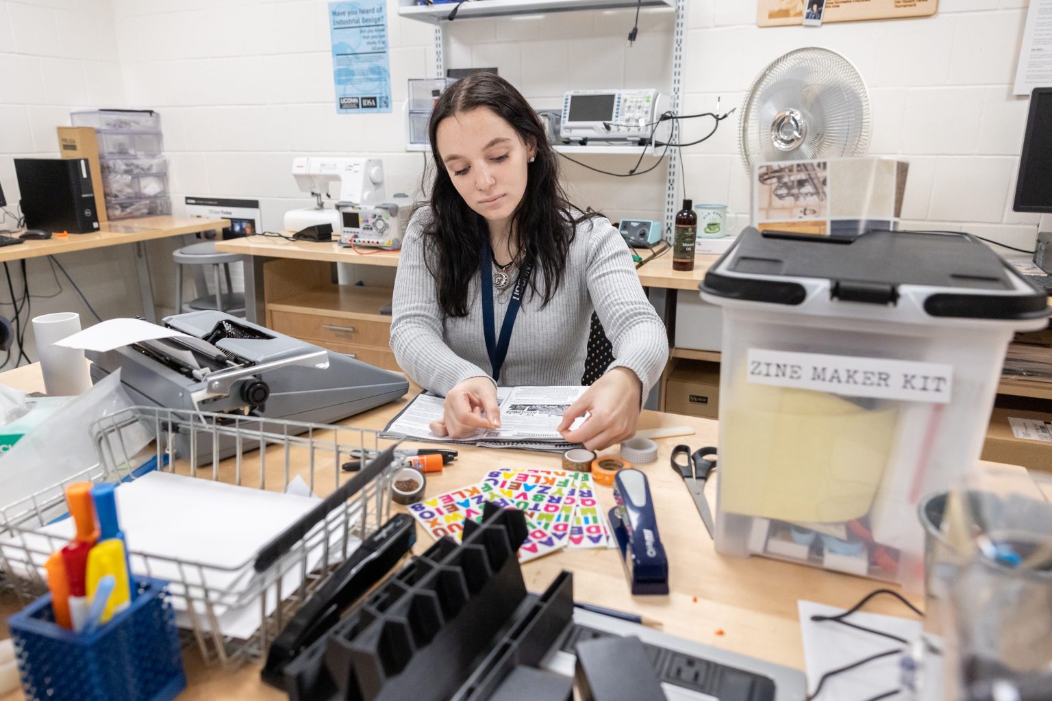 Get Away from Screens; Make and Read Zines at Homer Babbidge Library ...