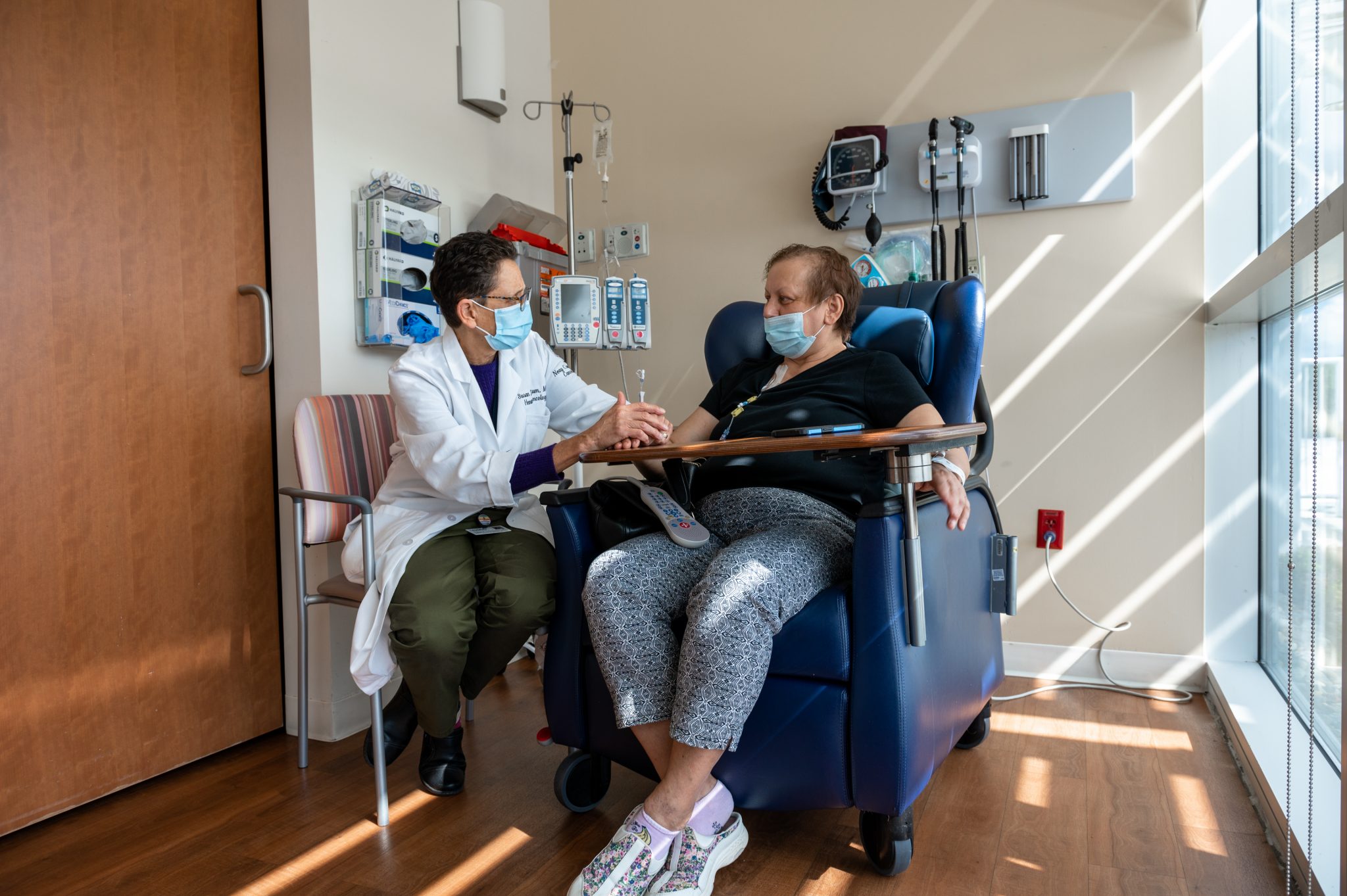 Battling Stage 4 Breast Cancer for 4 Years: ‘I Have Cancer, But Cancer ...