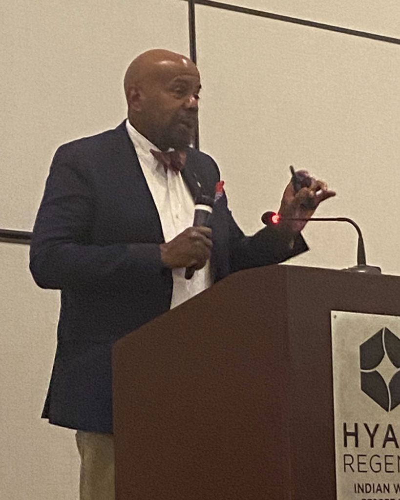 Dr. Cato Laurencin Receives Shu Chien Achievement Award - UConn Today