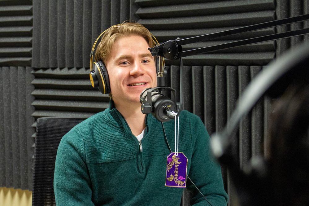 CLAS Connections: Nick Boston and Andrea Li ’22 (BUS) - UConn Today