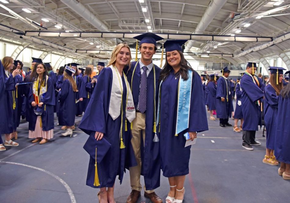 Scenes from CAHNR Commencement - UConn Today
