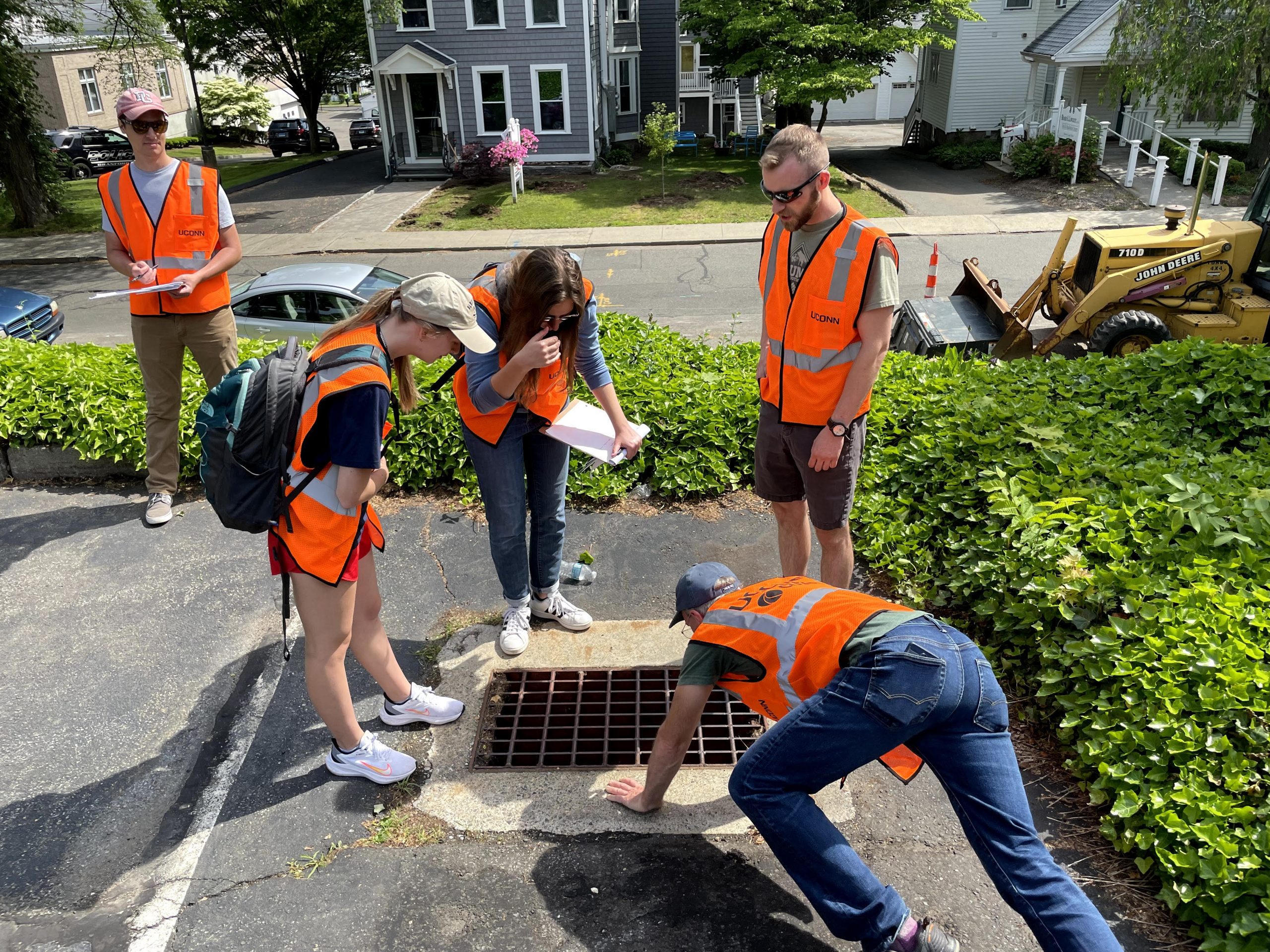 E-Corps: Building Skills and Bolstering Environmental Efforts Across Connecticut - UConn Today
