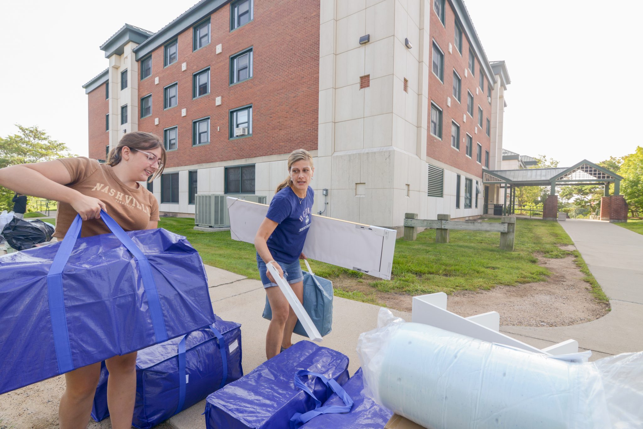 Welcome Home, Huskies - UConn Today