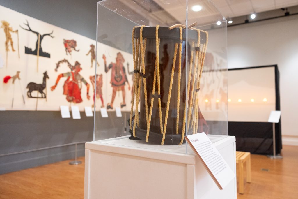 12 Generations and Counting: Indian Shadow Puppetry Exhibition Hundreds ...