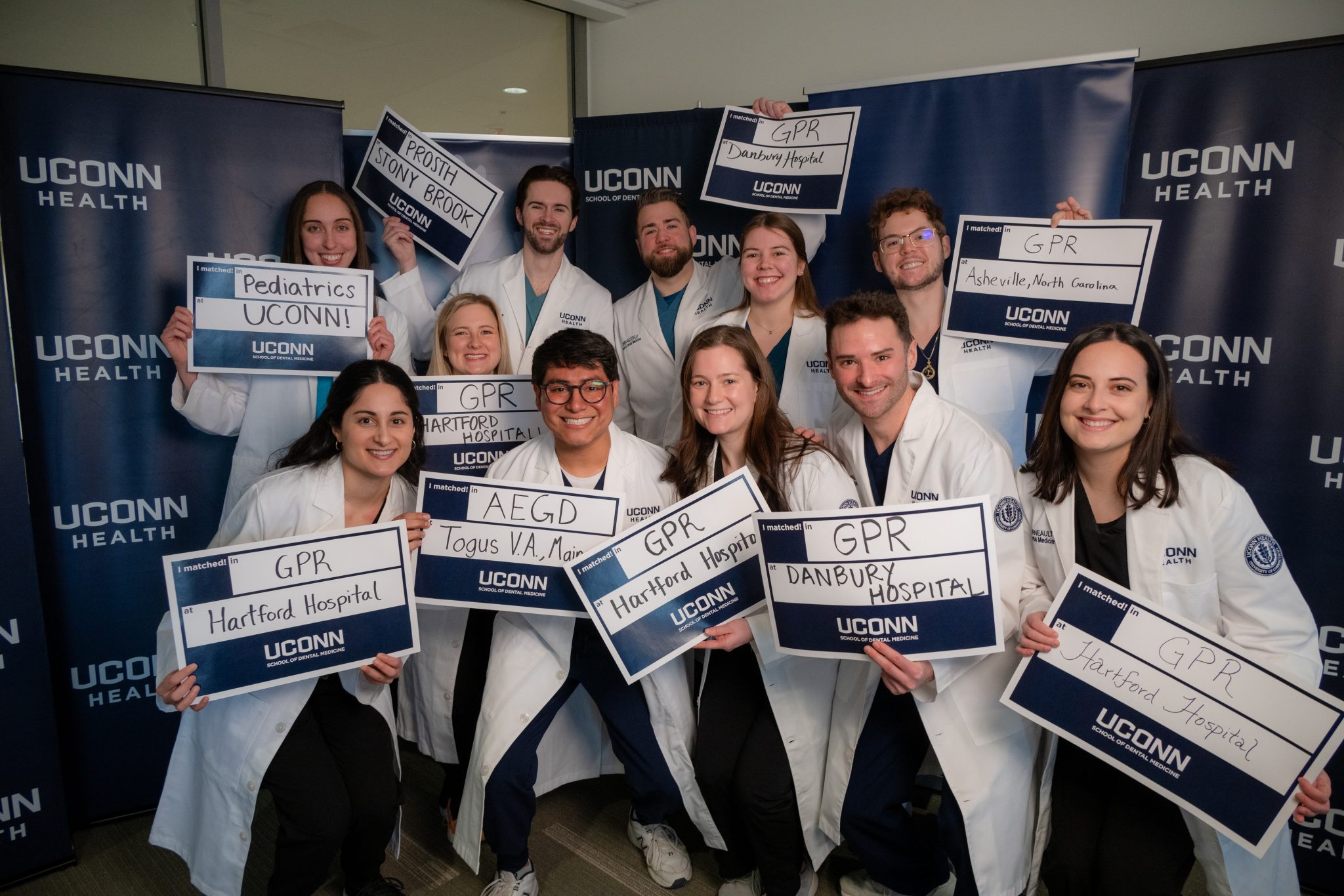 Dental Students Celebrate their Matches - UConn Today