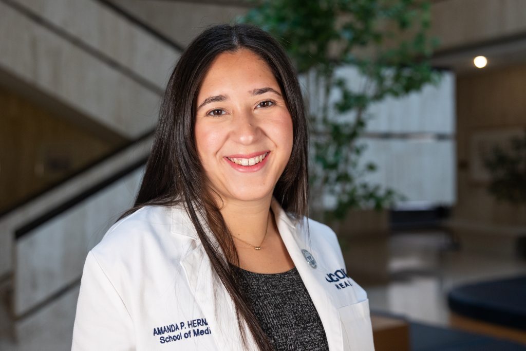 Amanda Hernandez Rodriguez '25, School of Medicine - UConn Today