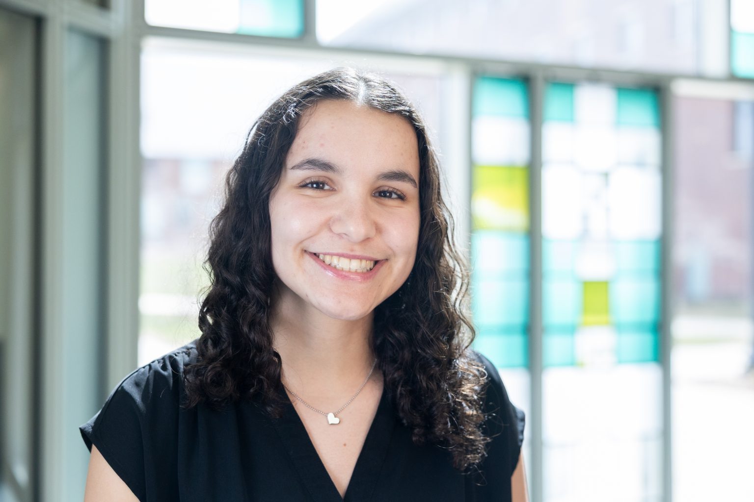 Julianna Cushner '25, School of Business - UConn Today